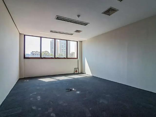 Conj. Comercial / Sala para Locação em São Paulo/SP Morumbi