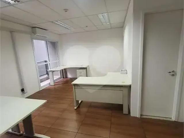 Conj. Comercial / Sala para Locação em São Paulo/SP Aclimação