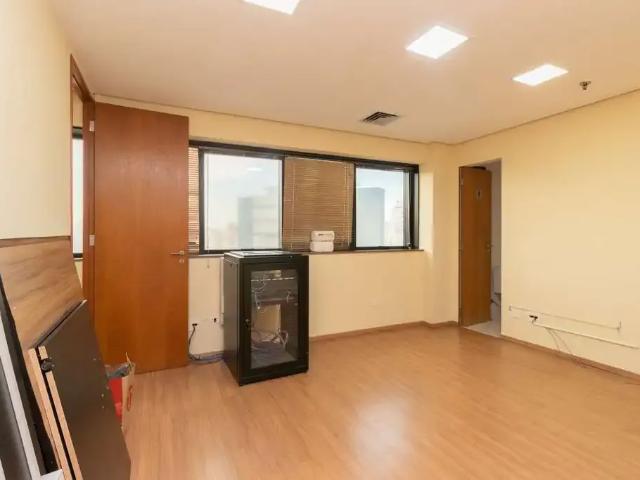 Conj. Comercial / Sala para Locação em São Paulo/SP Aclimação