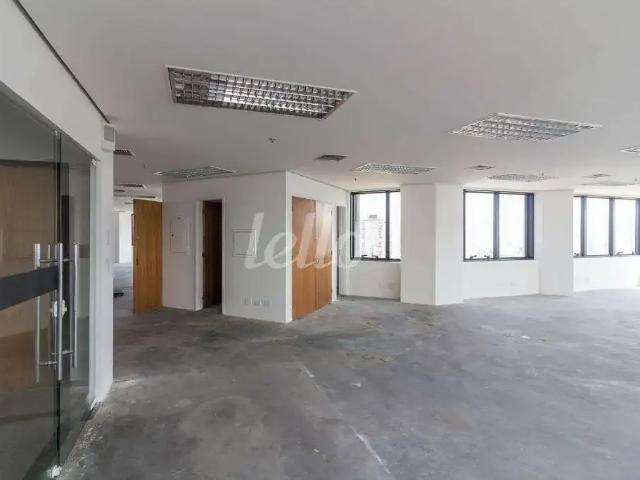Conj. Comercial / Sala para Locação em São Paulo/SP Barra Funda
