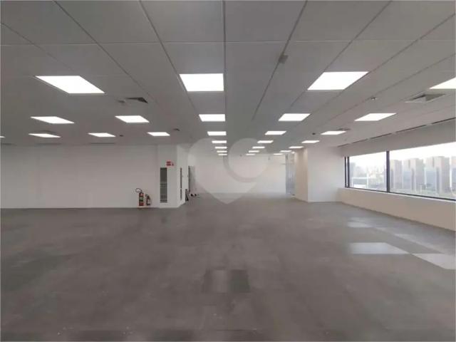 Conj. Comercial / Sala para Locação em São Paulo/SP Barra Funda