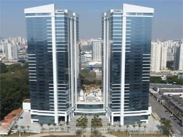 Conj. Comercial / Sala para Locação em São Paulo/SP Barra Funda
