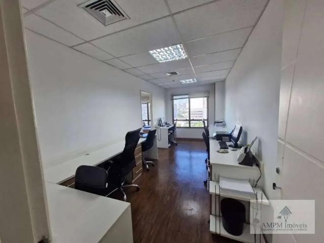 Conj. Comercial / Sala para Locação em São Paulo/SP Barra Funda