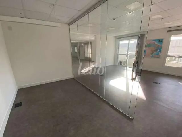 Conj. Comercial / Sala para Locação em São Paulo/SP Barra Funda