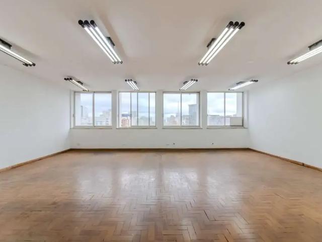 Conj. Comercial / Sala para Locação em São Paulo/SP Bela Vista