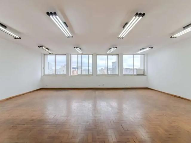 Conj. Comercial / Sala para Locação em São Paulo/SP Bela Vista