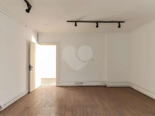 Conj. Comercial / Sala para Locação em São Paulo/SP Bela Vista