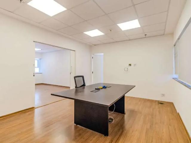 Conj. Comercial / Sala para Locação em São Paulo/SP Bela Vista
