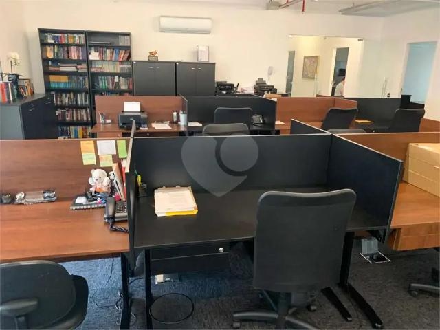 Conj. Comercial / Sala para Locação em São Paulo/SP Bela Vista