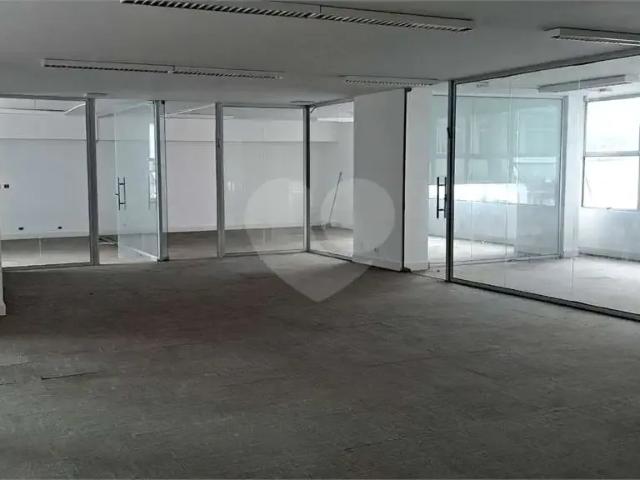 Conj. Comercial / Sala para Locação em São Paulo/SP Bela Vista