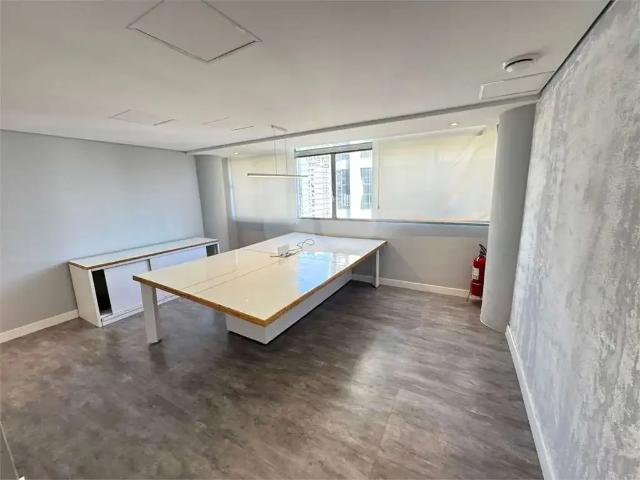 Conj. Comercial / Sala para Locação em São Paulo/SP Bela Vista