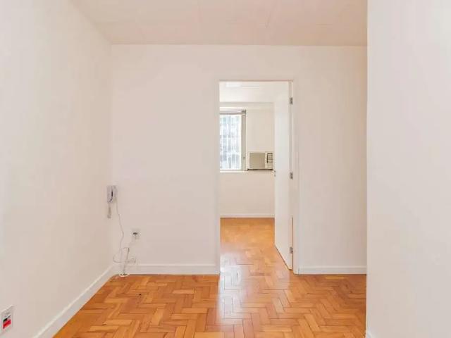 Conj. Comercial / Sala para Locação em São Paulo/SP Bela Vista