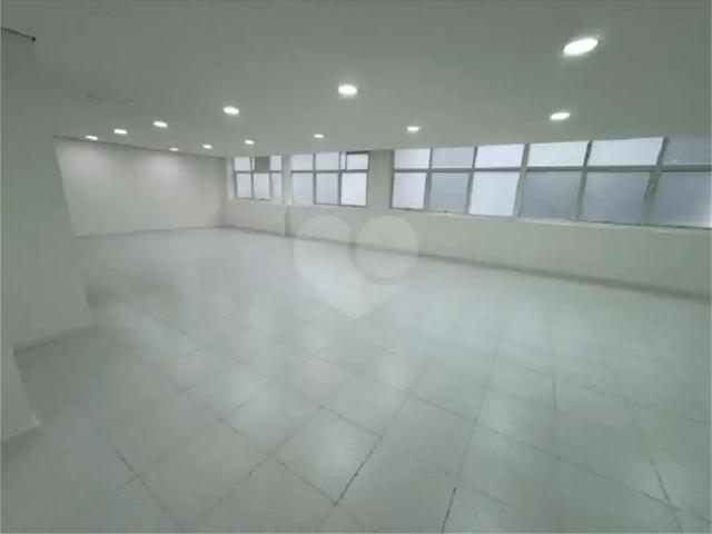 Conj. Comercial / Sala para Locação em São Paulo/SP Bela Vista