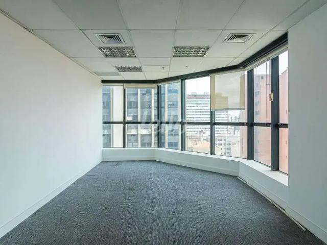 Conj. Comercial / Sala para Locação em São Paulo/SP Bela Vista