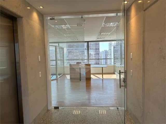 Conj. Comercial / Sala para Locação em São Paulo/SP Brooklin