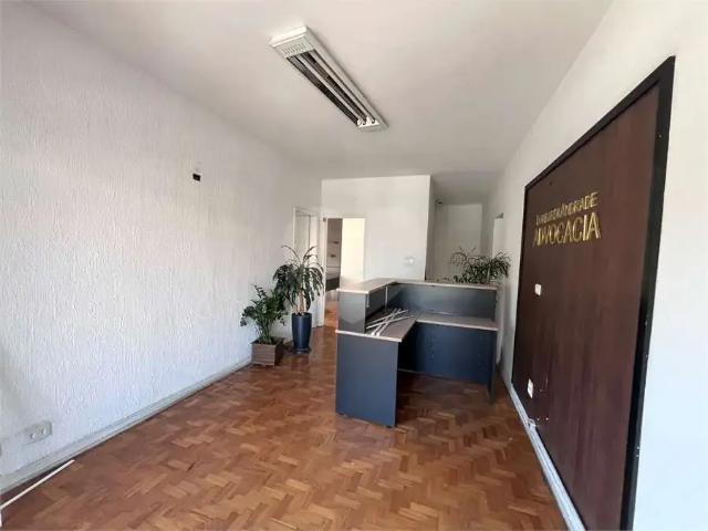 Conj. Comercial / Sala para Locação em São Paulo/SP Campo Limpo 1 Quartos