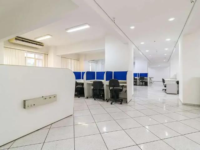 Conj. Comercial / Sala para Locação em São Paulo/SP Centro