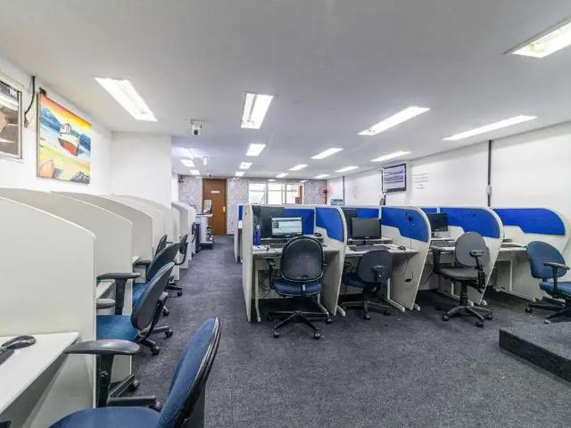 Conj. Comercial / Sala para Locação em São Paulo/SP Centro