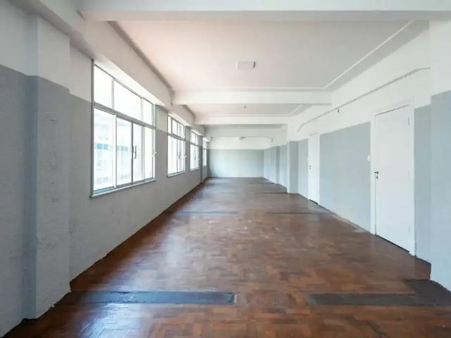 Conj. Comercial / Sala para Locação em São Paulo/SP Centro