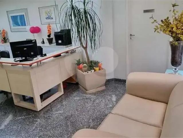 Conj. Comercial / Sala para Locação em São Paulo/SP Centro