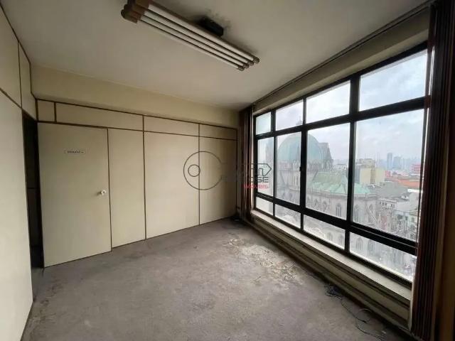 Conj. Comercial / Sala para Locação em São Paulo/SP Centro