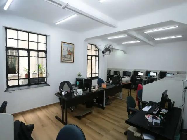 Conj. Comercial / Sala para Locação em São Paulo/SP Centro