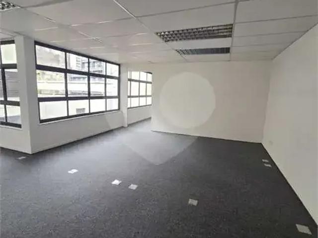 Conj. Comercial / Sala para Locação em São Paulo/SP Centro