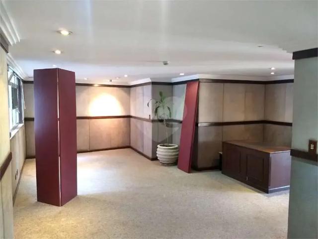 Conj. Comercial / Sala para Locação em São Paulo/SP Centro
