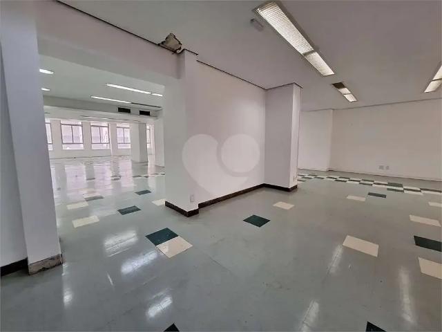 Conj. Comercial / Sala para Locação em São Paulo/SP Centro