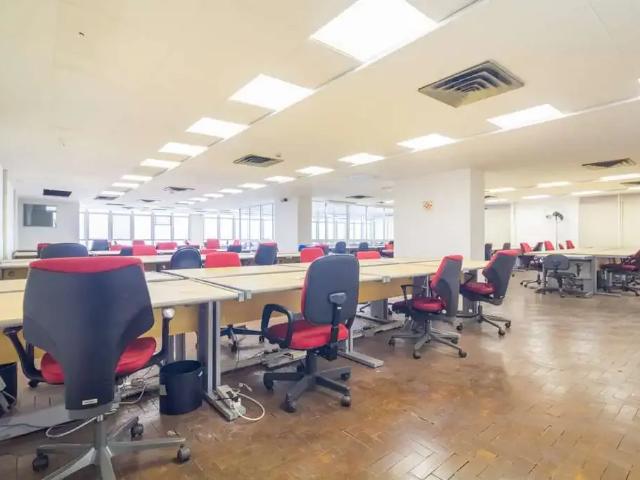 Conj. Comercial / Sala para Locação em São Paulo/SP Centro