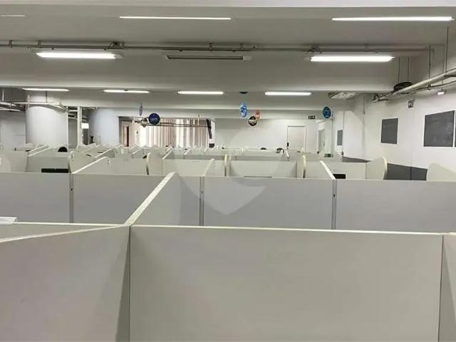 Conj. Comercial / Sala para Locação em São Paulo/SP Centro