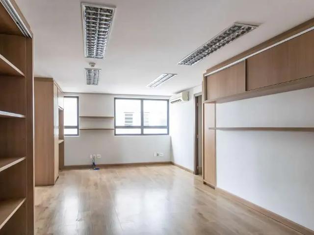 Conj. Comercial / Sala para Locação em São Paulo/SP Cerqueira César