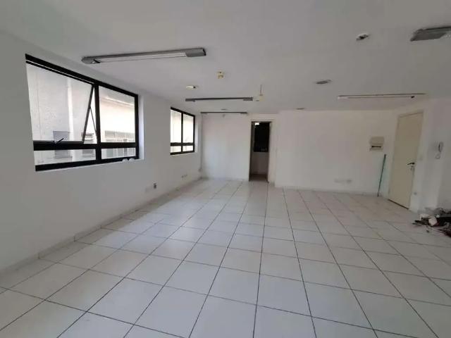 Conj. Comercial / Sala para Locação em São Paulo/SP Cerqueira César