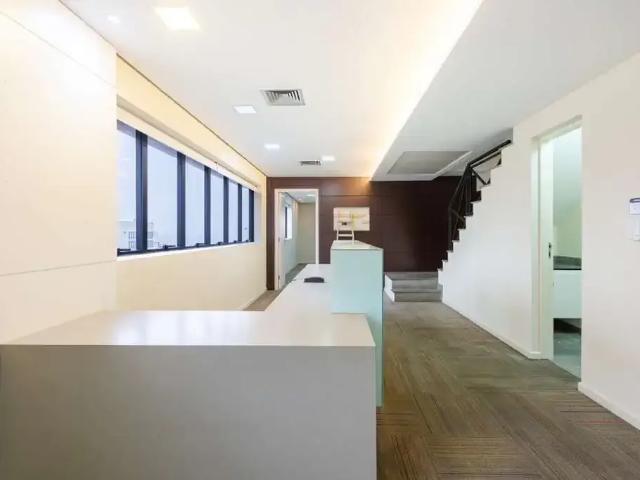Conj. Comercial / Sala para Locação em São Paulo/SP Cerqueira César