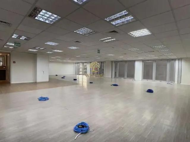 Conj. Comercial / Sala para Locação em São Paulo/SP Cerqueira César 3 Quartos