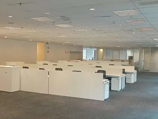 Conj. Comercial / Sala para Locação em São Paulo/SP Cidade Monções