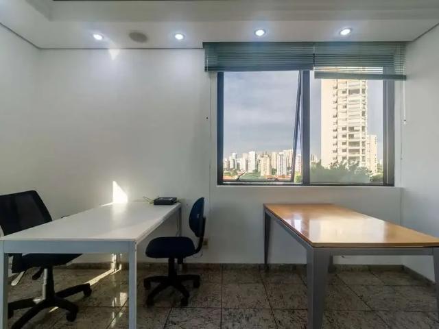 Conj. Comercial / Sala para Locação em São Paulo/SP Cidade Monções