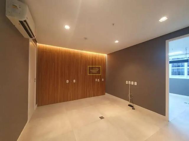 Conj. Comercial / Sala para Locação em São Paulo/SP Cidade Monções