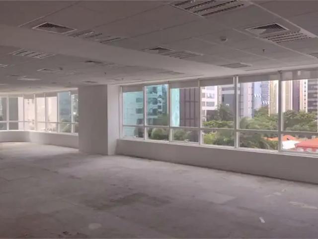 Conj. Comercial / Sala para Locação em São Paulo/SP Cidade Monções