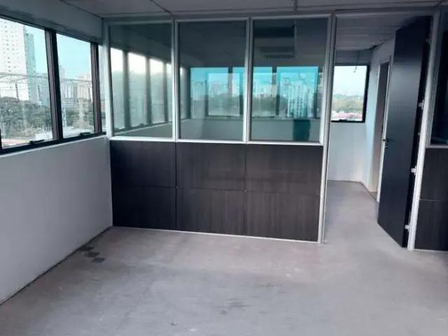 Conj. Comercial / Sala para Locação em São Paulo/SP Cidade Monções