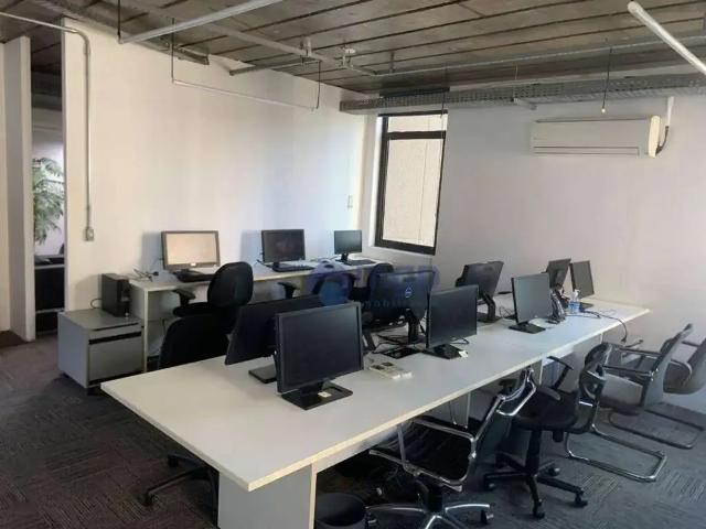 Conj. Comercial / Sala para Locação em São Paulo/SP Cidade Monções