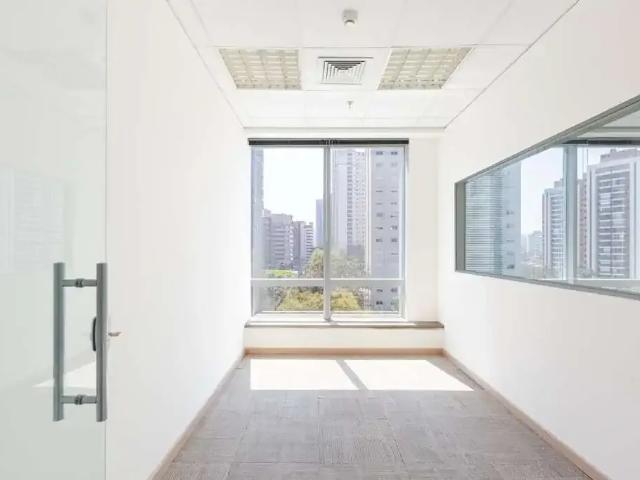 Conj. Comercial / Sala para Locação em São Paulo/SP Cidade Monções