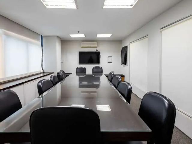 Conj. Comercial / Sala para Locação em São Paulo/SP Cidade Monções