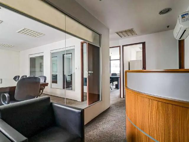 Conj. Comercial / Sala para Locação em São Paulo/SP Cidade Monções