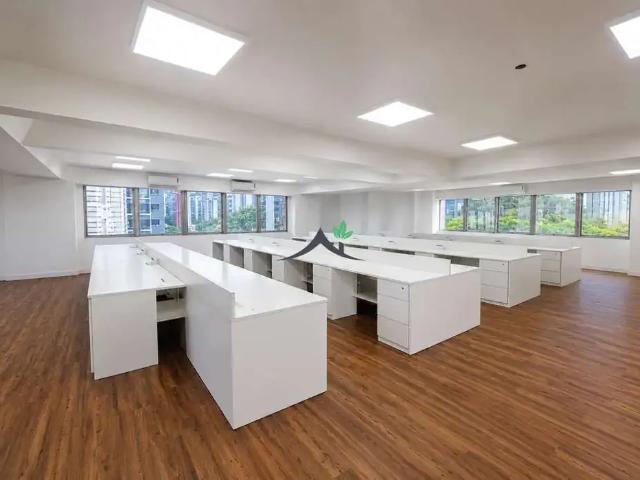 Conj. Comercial / Sala para Locação em São Paulo/SP Cidade Monções