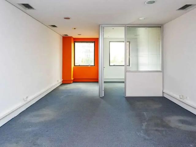 Conj. Comercial / Sala para Locação em São Paulo/SP Cidade Monções