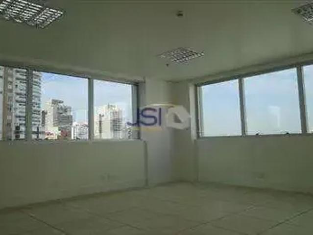 Conj. Comercial / Sala para Locação em São Paulo/SP Conjunto Residencial Morumbi