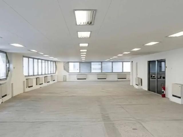 Conj. Comercial / Sala para Locação em São Paulo/SP Consolação