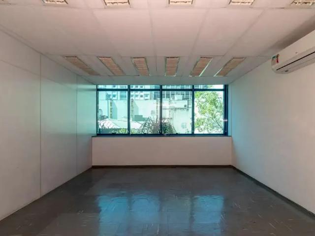 Conj. Comercial / Sala para Locação em São Paulo/SP Consolação