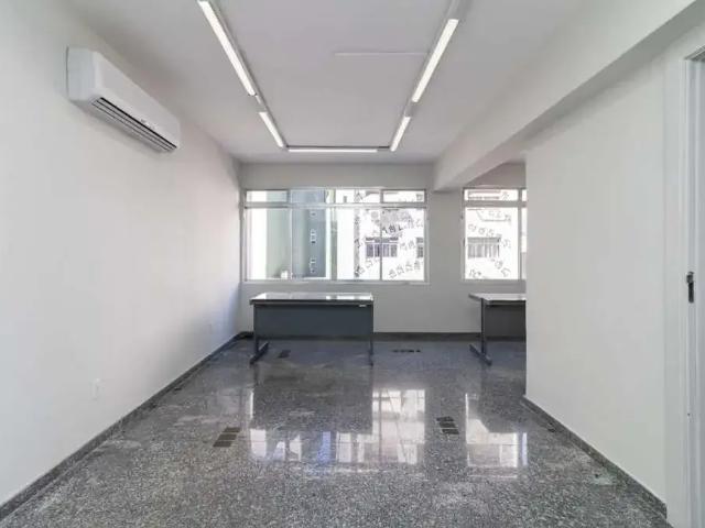 Conj. Comercial / Sala para Locação em São Paulo/SP Consolação